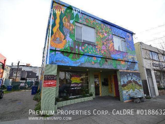 1738 Alcatraz Avenue, 1 full bath