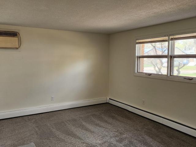 1738 Hawthorne Avenue E # #1