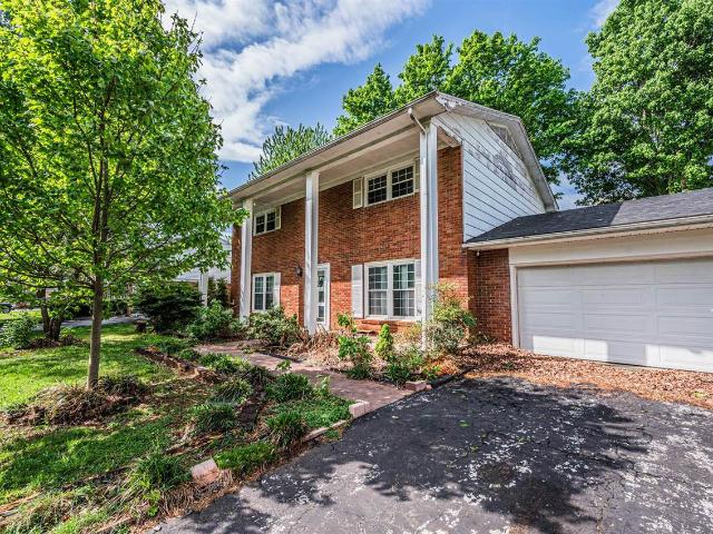 1738 Karen Circle