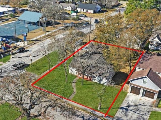 1738 Lamonte Ln, Houston, TX 77018