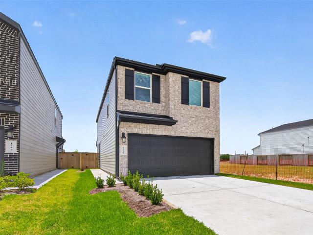 1738 Revolution Way