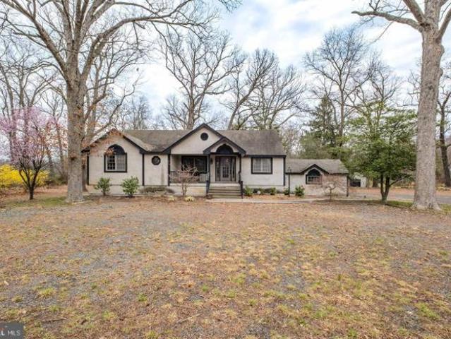 1738 Route 206, Southampton, NJ 08088