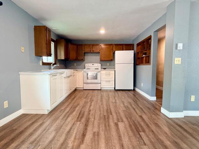 1738 Skyline Drive
