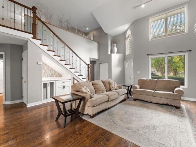 1738 Wedgewood Court