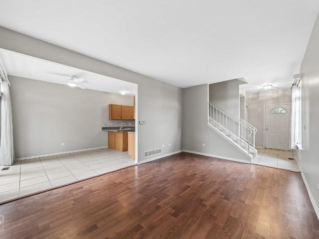 1738 windward court