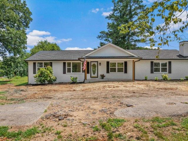 17390 Huntsville Brownsferry Rd, Athens, AL 35611