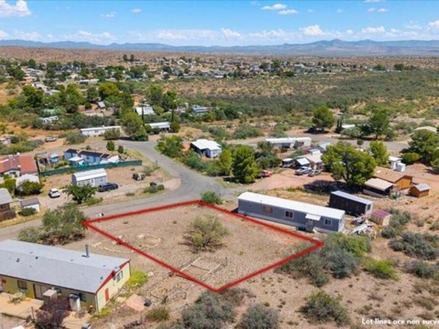 17399 E Panorama Dr, Mayer, AZ 86333