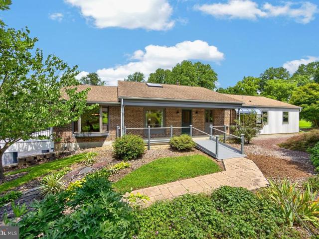 1739 N Middletown Road
