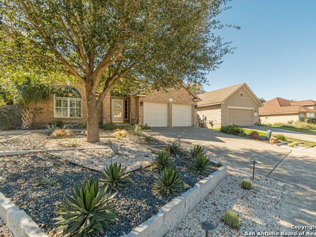 1739 Oakmont