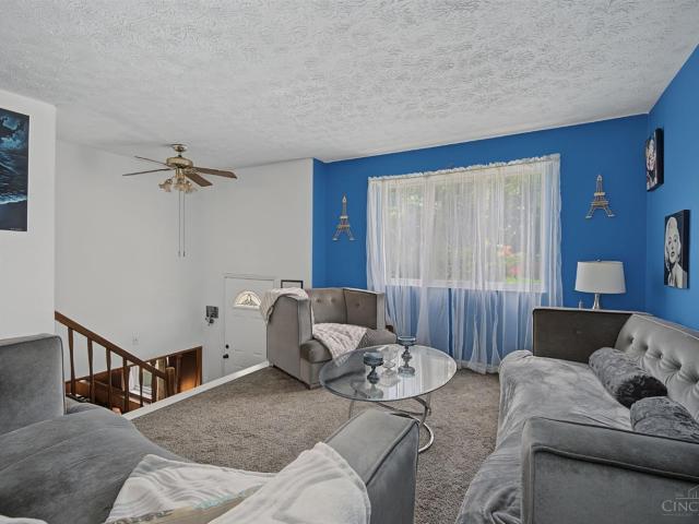 1739 Del Rio Drive