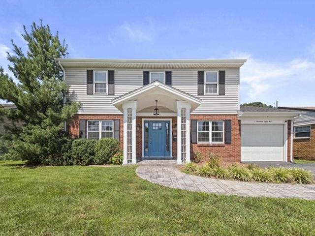 1739 Kevin St, Ironton, OH 45638