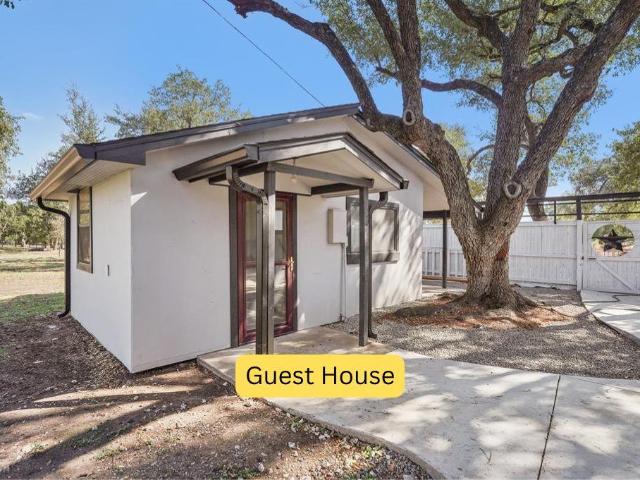 1739 Starwood Dr