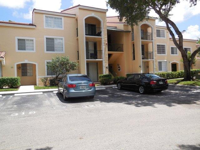 1739 Village Blvd Apt 206, West Palm Beach, FL 33409