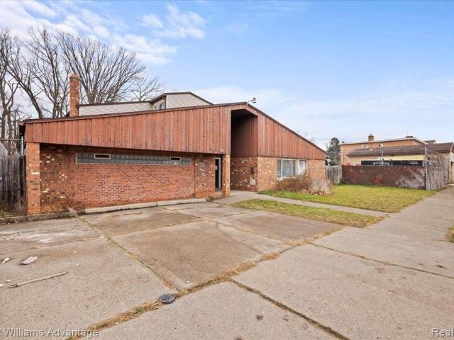 17300 Burgess