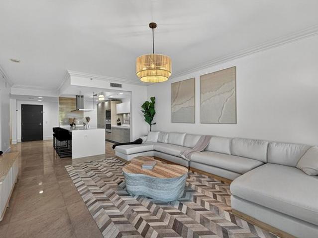 17301 Biscayne Blvd Apt 506, North Miami Beach, FL 33160