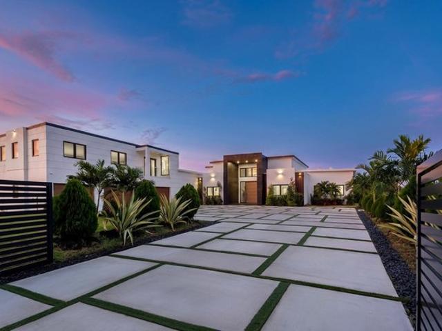 17301 SW 52nd Ct, Southwest Ranches, FL 33331