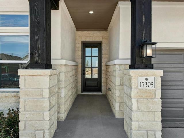 17305 Silverman Dr