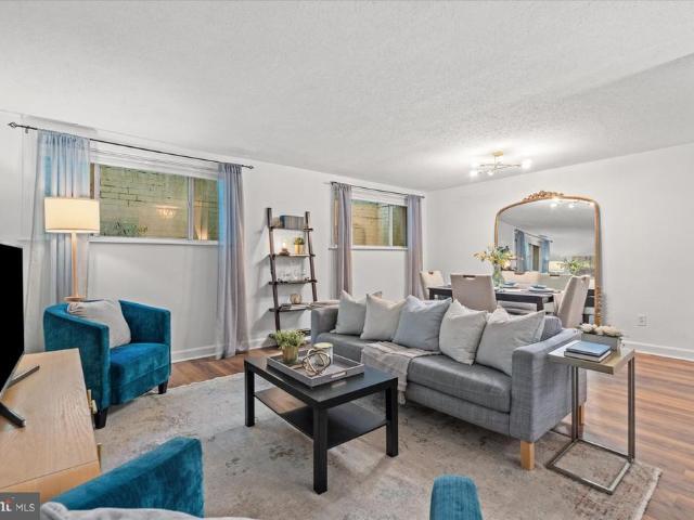 1730 Arlington Boulevard # 4
