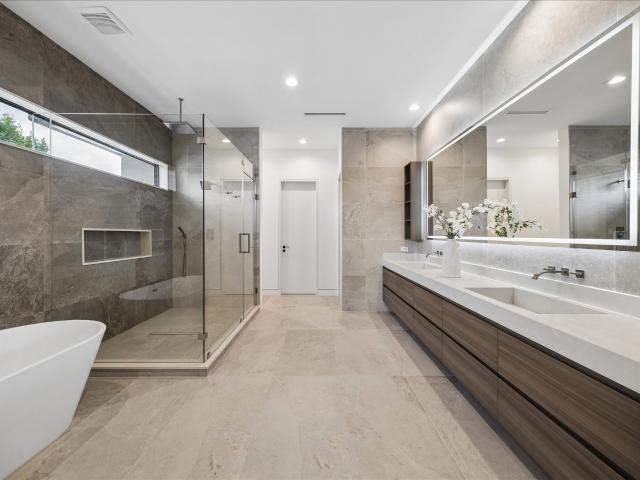 1730 Bayram Dr, Houston, TX 77055 | MLS #31807