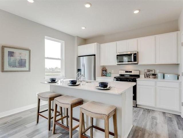 1730 Denali Dr, Shakopee, MN 55379