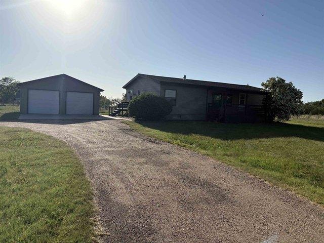 1730 E 16th St, Kearney, NE 68847