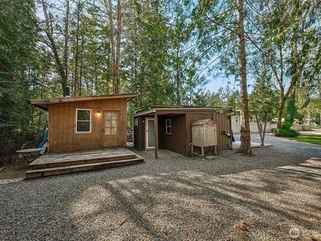 1730 Island Dr NW, Olympia, WA 98502