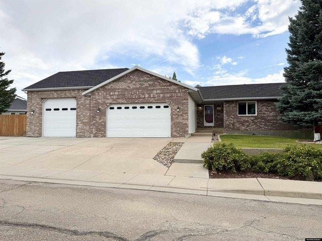 1730 Texas Way, Green River, WY 82935