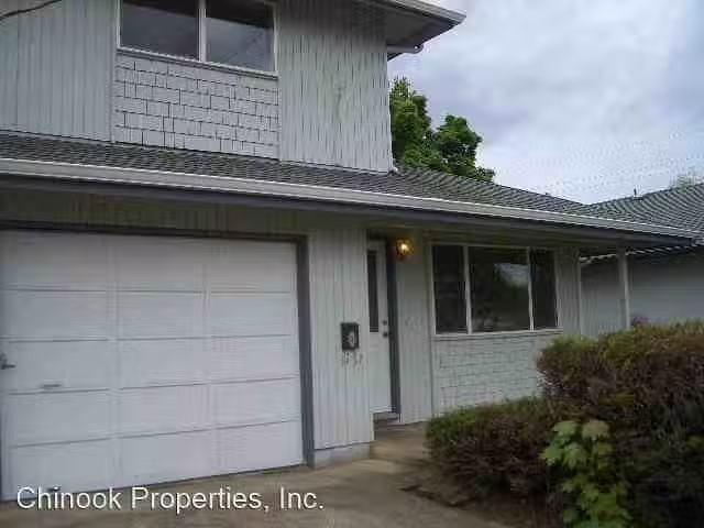 1730 W 22nd Ave