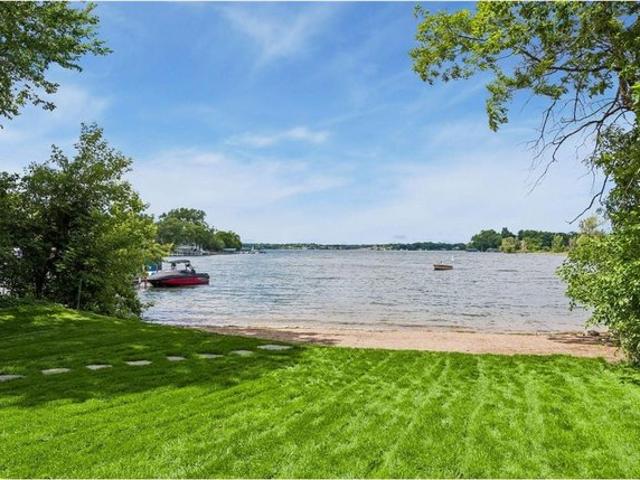 17310 County Road 101 W, Minnetonka, MN 55391