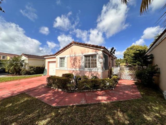 17314 SW 142nd Pl, Miami, FL 33177