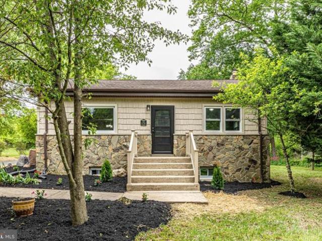 1731 Maple Ave, Hanover, MD 21076