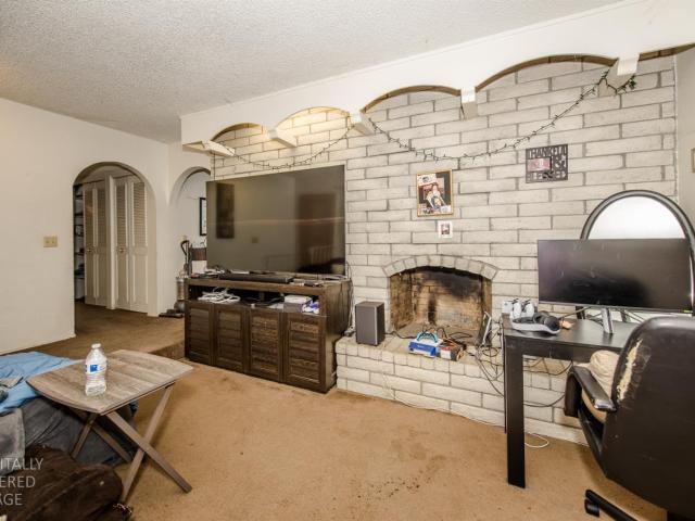 1731 Midway Dr, Woodland, CA 95695 | MLS #226027 | Compass
