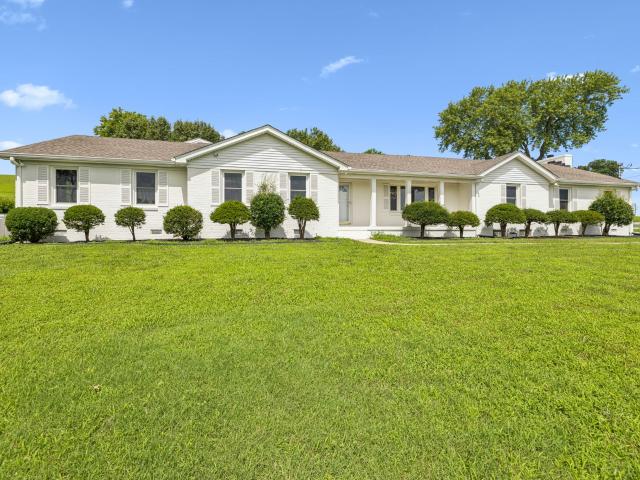 1731 Nashville Hwy