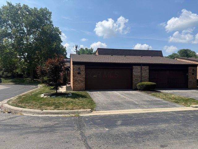 1731 Arlingate Dr S, Columbus, OH 43220