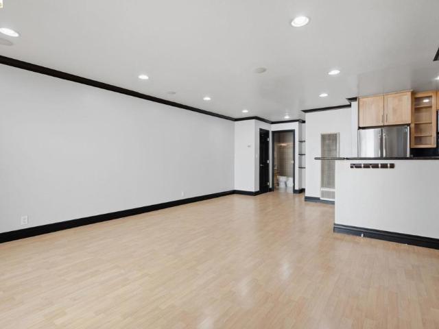 1731 Ellis St 14