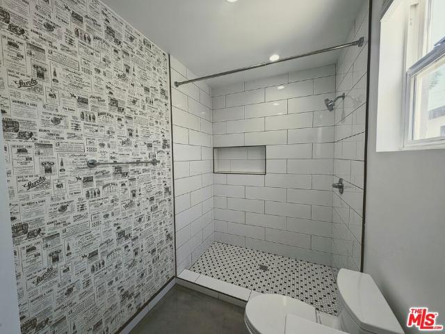 1731 Franklin Street 4