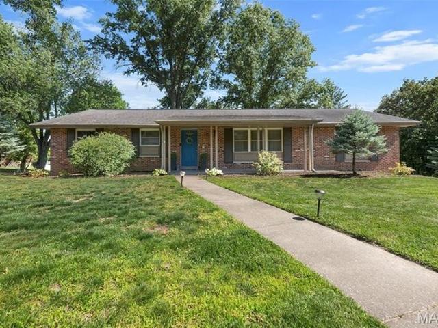 1731 Lakeshore Dr, Cape Girardeau, MO 63701