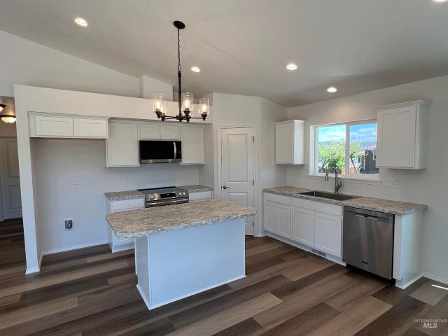 1731 Painted Rock Ct