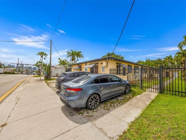 1731 SW 8th St, Miami, FL 33135