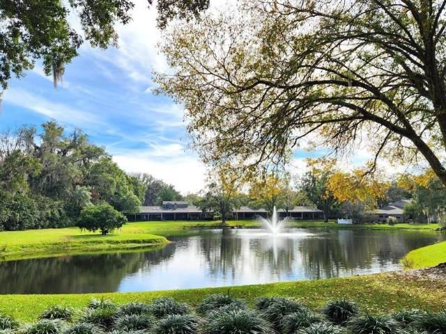 1731 SE Clatter Bridge Rd, Ocala, FL 34471 | MLS #OM718980