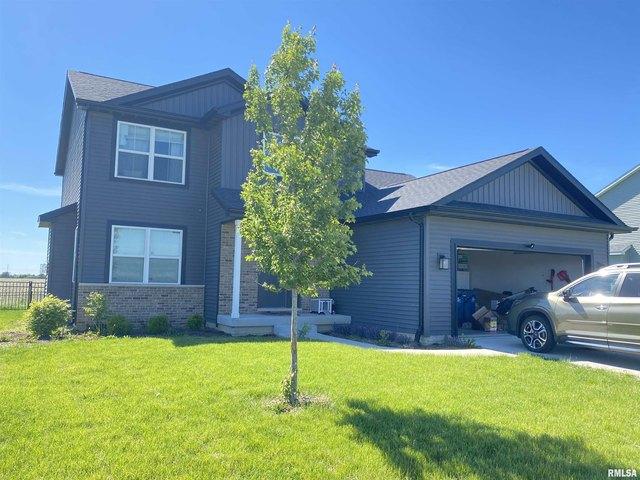 1731 Spartan Dr, Chatham, IL 62629