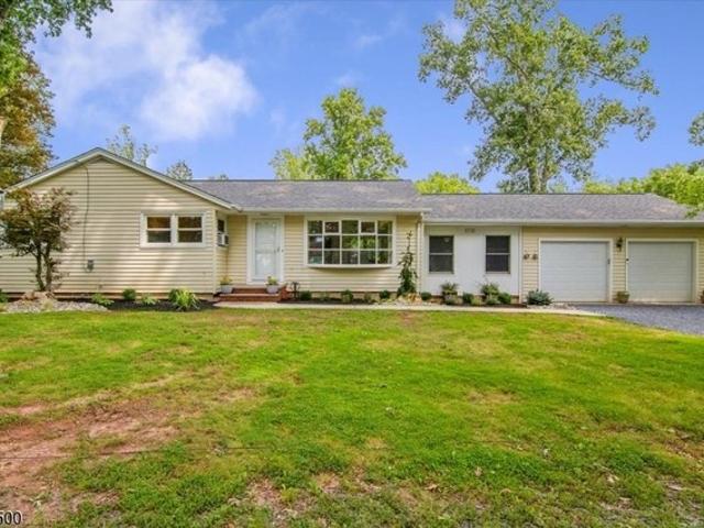 1731 US Highway 206, Montgomery Twp, NJ 08558
