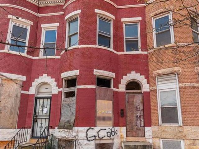 1731 W North Avenue