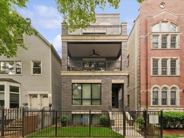 1731 W Roscoe St Apt 3, Chicago, IL 60657