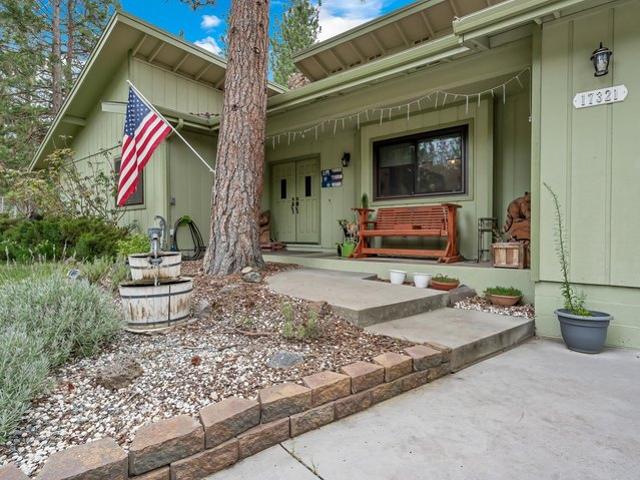 17321 Gilbert Ct, Weed, CA 96094