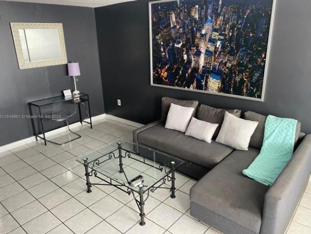 1732 Meridian Ave #504, Miami Beach, FL 33139
