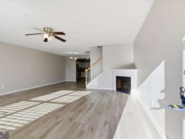 1732 Old Dogwood