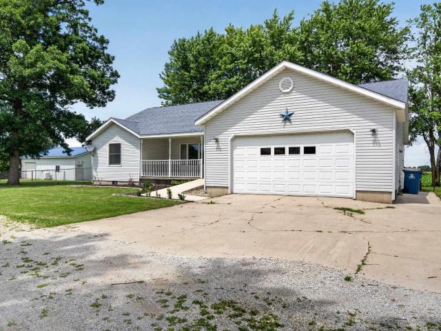 1732 E 550 N