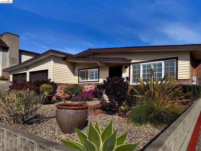 1732 Fernando St, Seaside, CA 93955 | MLS #41126 | Compass