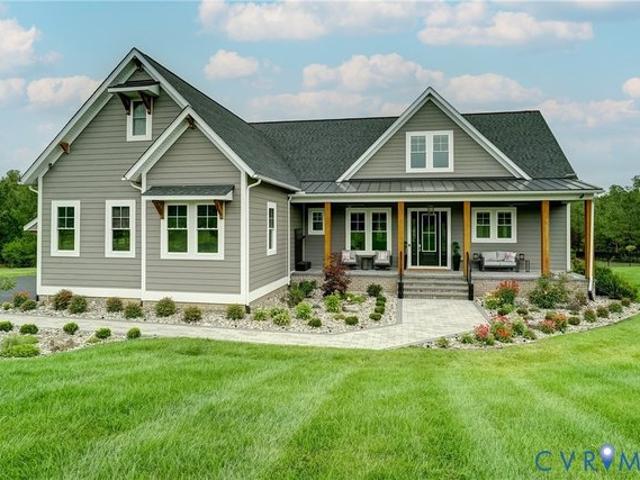 1732 Fishers Pond Dr, Maidens, VA 23102